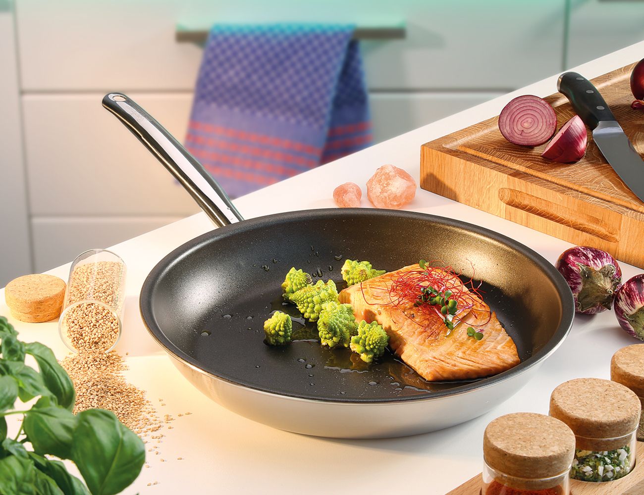 Spring | Offizieller Hersteller-Shop der Küchenprofi Group